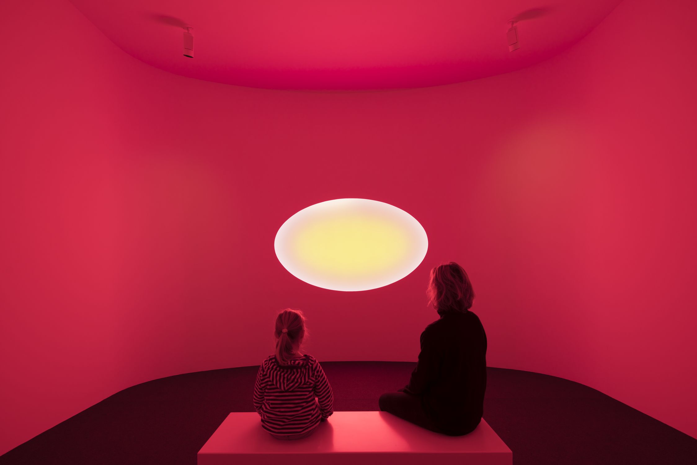Ausstellungstipp: „James Turrell – The Subject of Light“ im Museum ...